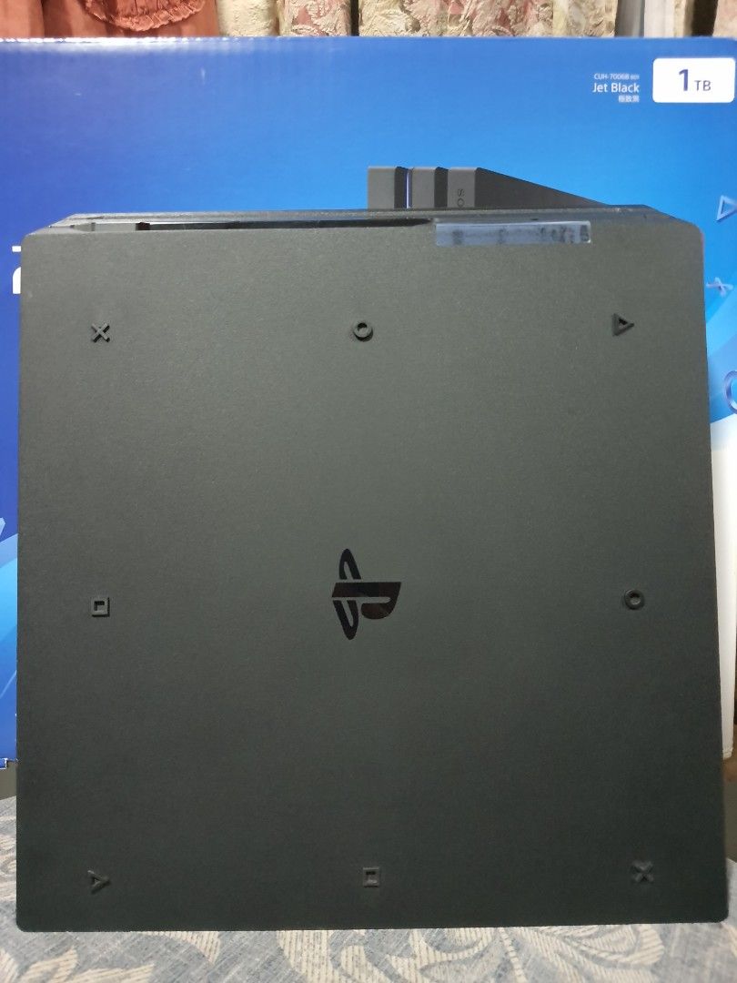 PlayStation PS4 Pro 1TB Jet Black, Video Gaming, Video Game Consoles ...