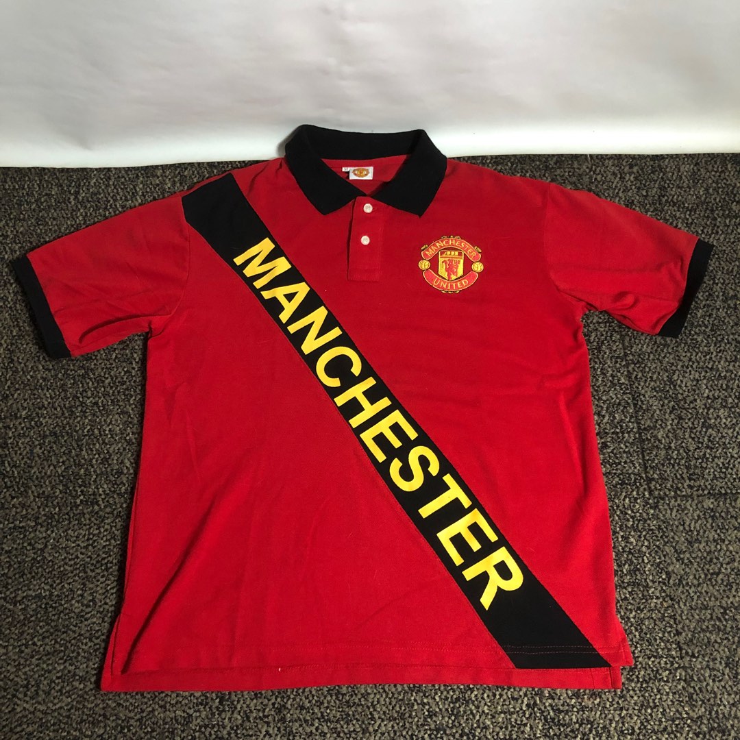 Polo shirt MU, Fesyen Pria, Pakaian , Atasan di Carousell