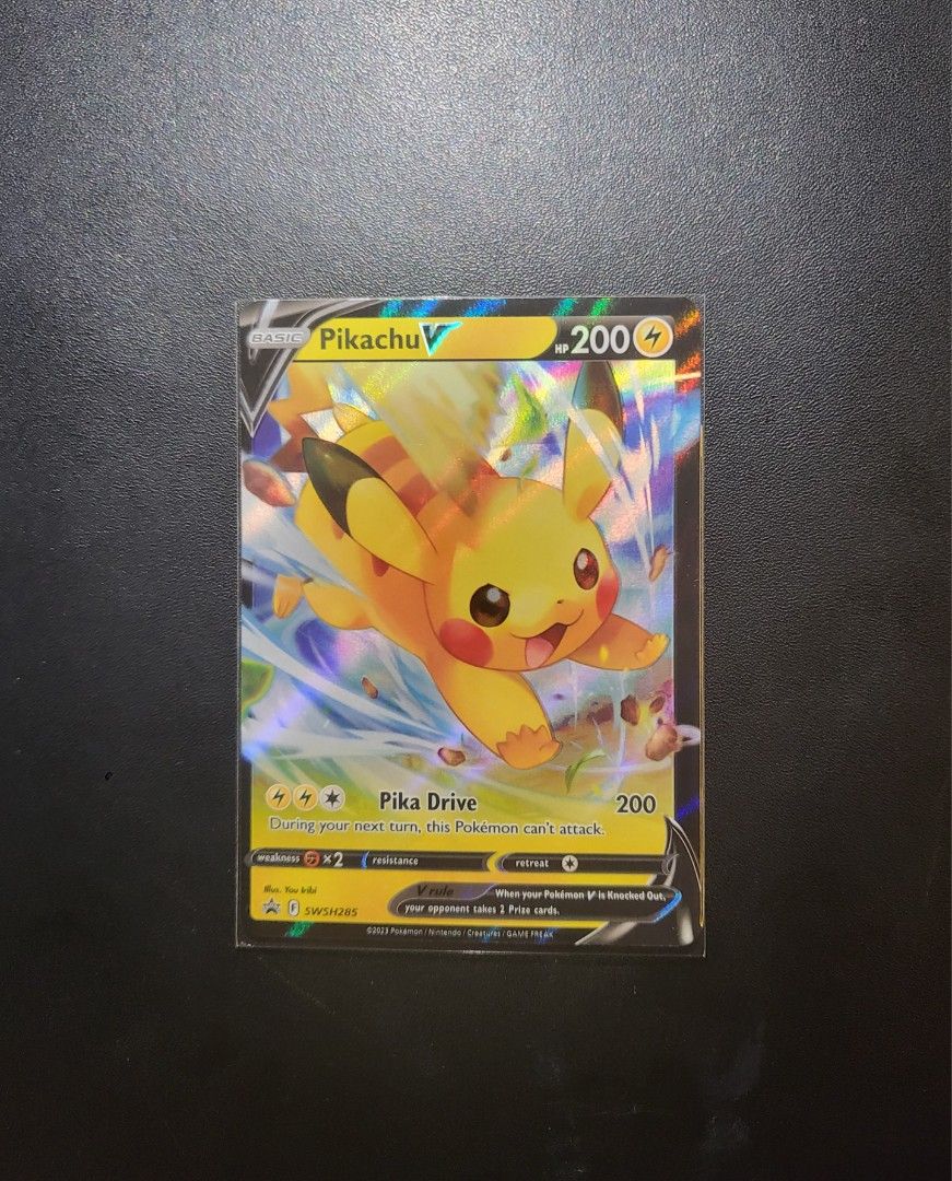 [PROMO CARDS] Pikachu V & Pikachu Vmax (Eng), Hobbies & Toys, Toys ...