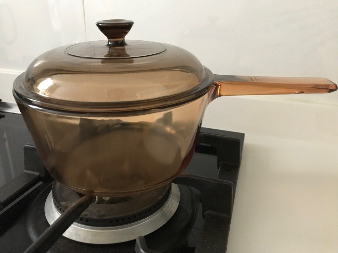 Pyrex pot, Furniture & Home Living, Kitchenware & Tableware, Cookware ...