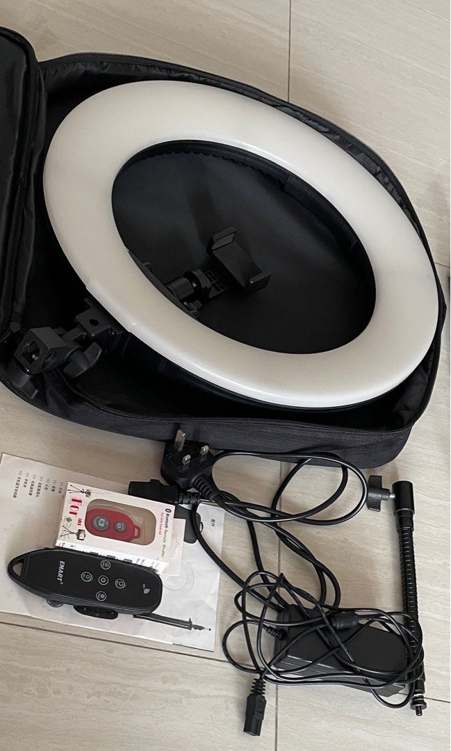 EMART Ring Light 18 inch with adjustable stand, Photography ...