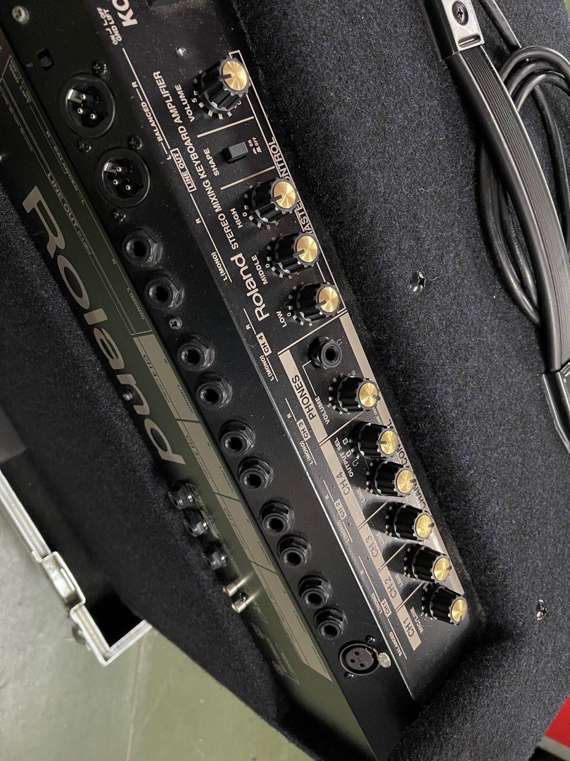 Roland Kc550 Amp, 音響器材, Soundbar、揚聲器、藍牙喇叭、耳擴 - Carousell