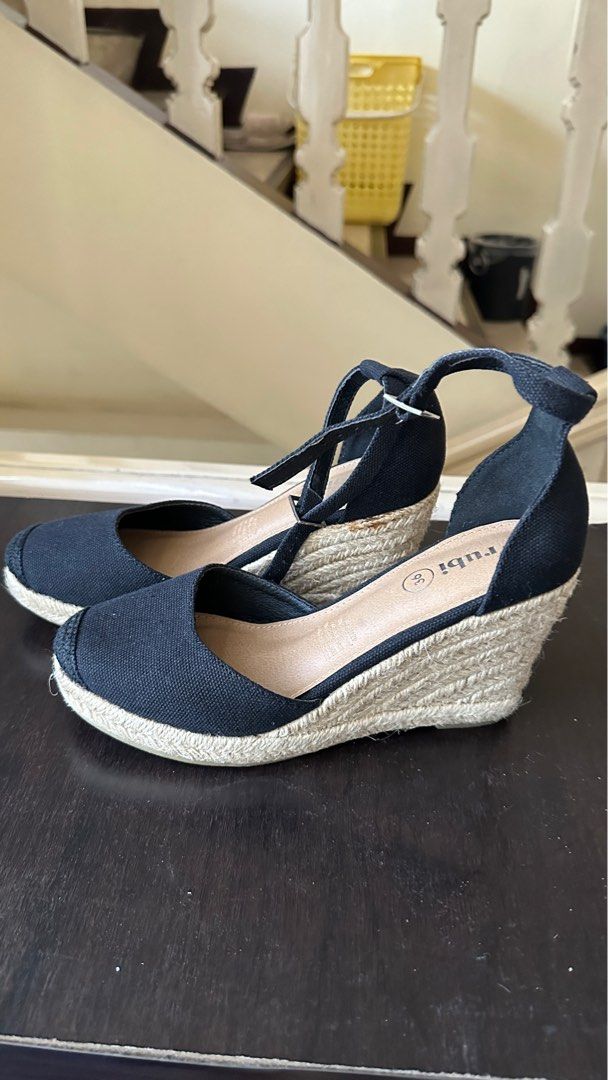 Rubi Wedge Heels on Carousell