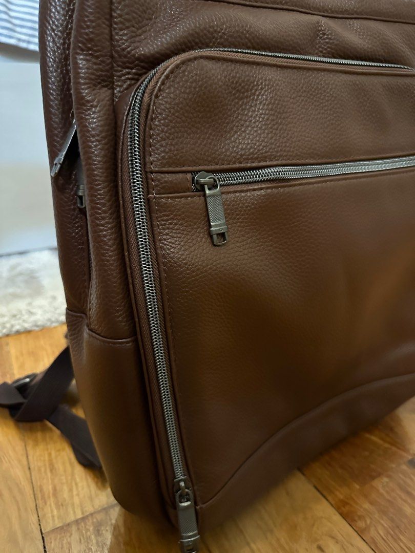 Samsonite Leather Backpack, Men's Fashion, Bags, Backpacks on Carousell