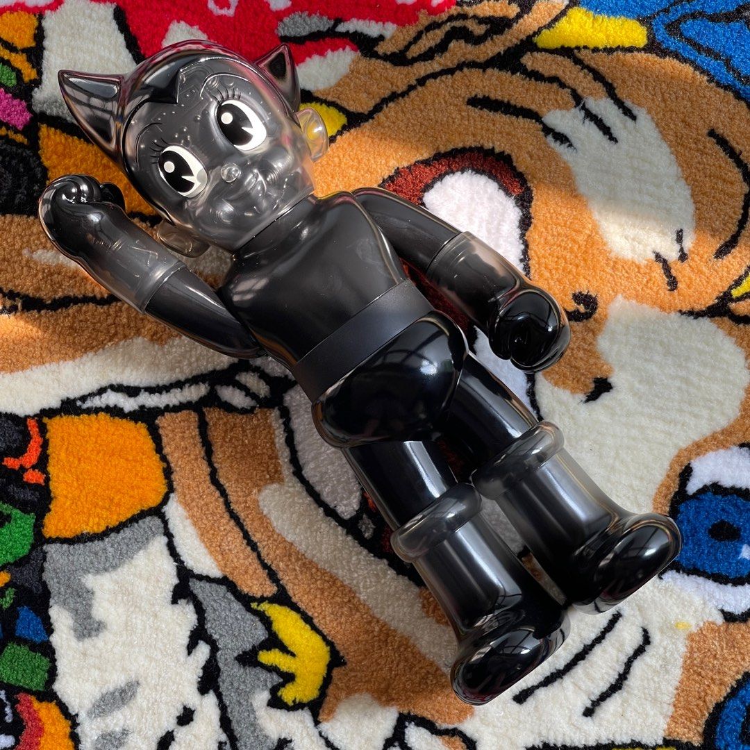Secret base big scale Astro boy black sofubi art toy, Hobbies & Toys ...