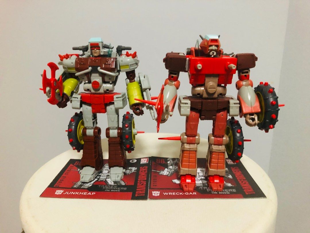 (SET of 2) Transformers Junkions Wreck Gar and Junk Heap, Hobbies ...