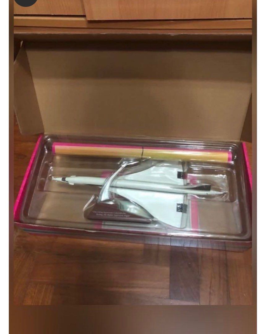 SIA Model Aircraft, Hobbies & Toys, Toys & Games on Carousell