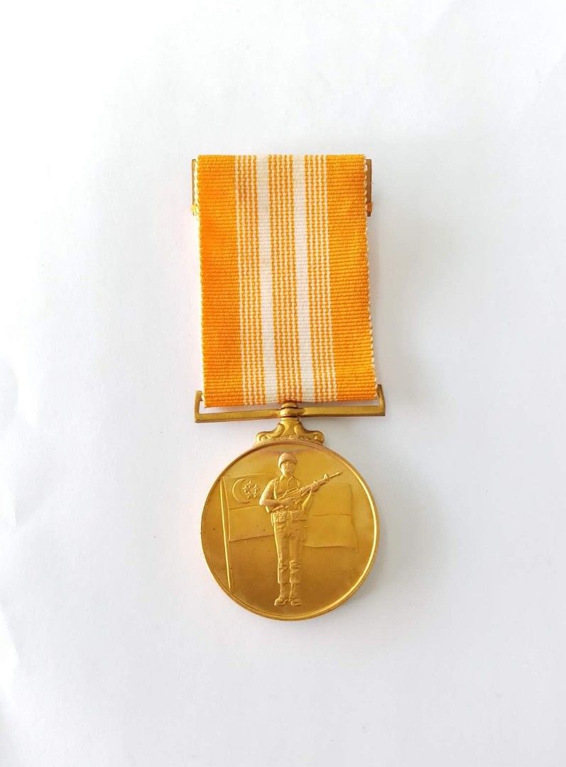 Singapore Armed Forces Good Service Medal, Hobbies & Toys, Collectibles ...