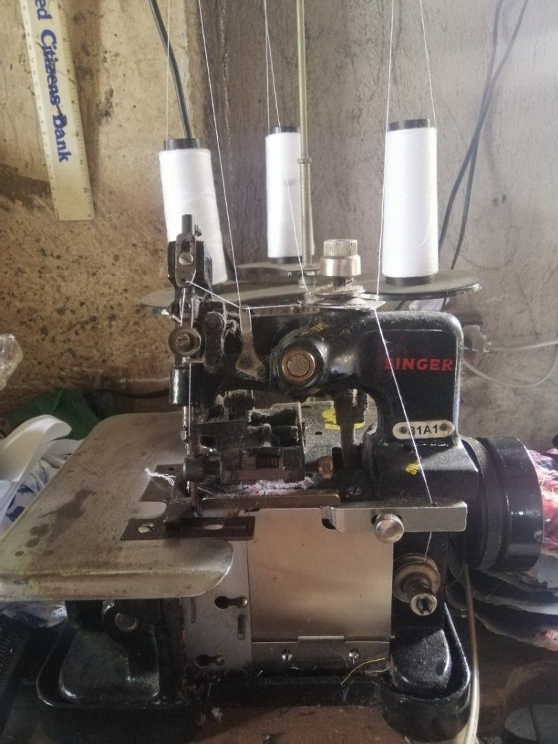 Singer edging machine for sewing on Carousell