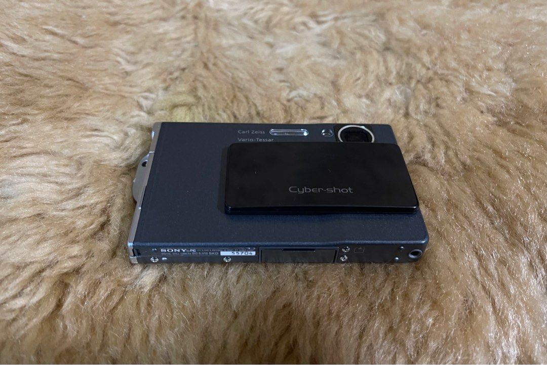 Sony Cyber-shot DSC-T7 Rare Ultra Slim Digital Camera on Carousell