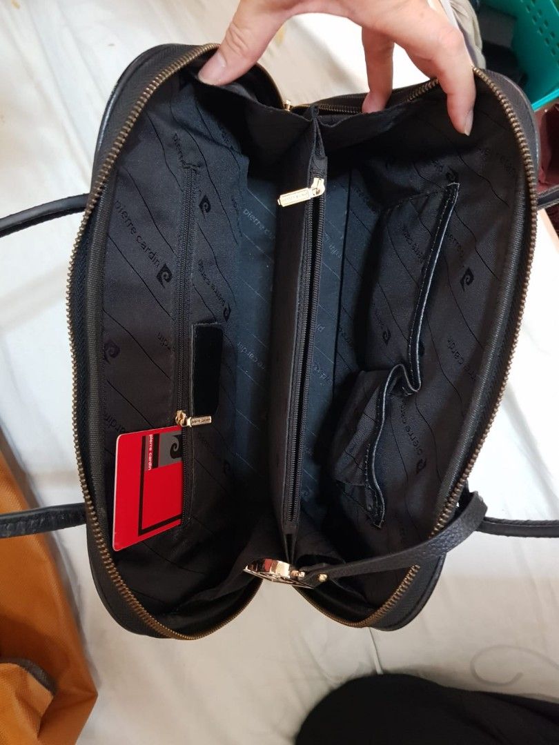 Tas pierre cardin original, Barang Mewah, Tas & Dompet di Carousell