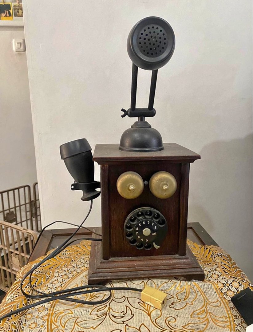 Telepon antik kuno, Antik, Furnitur di Carousell