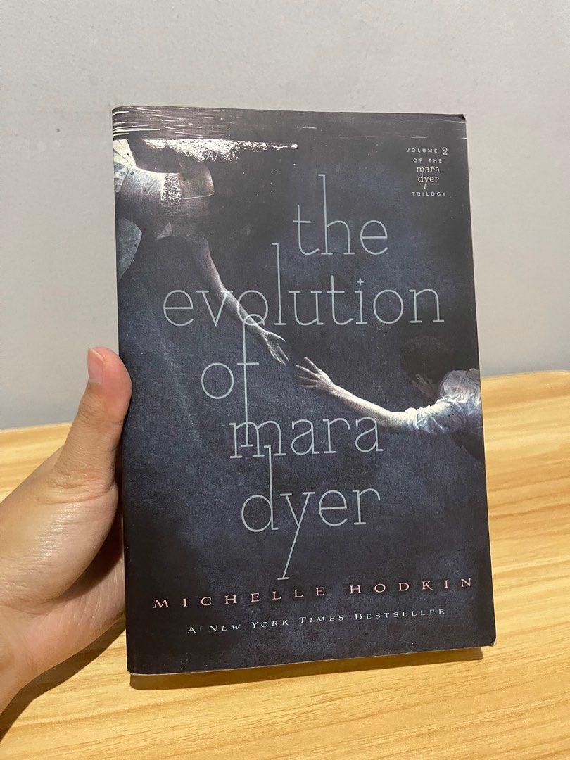 The Evolution of Mara Dyer by Michelle Hodkin, Hobbies & Toys, Books ...
