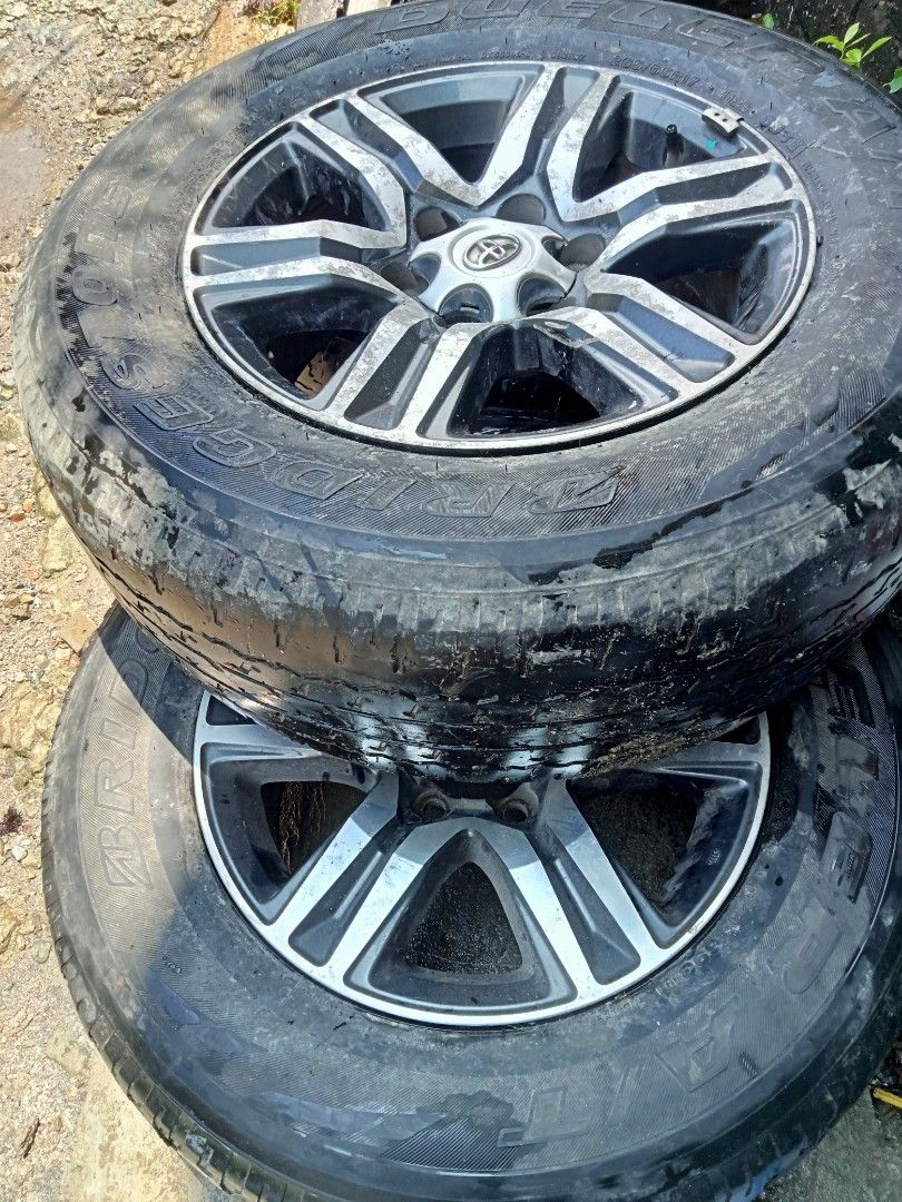 Toyota Fortuner 2018 Mags on Carousell