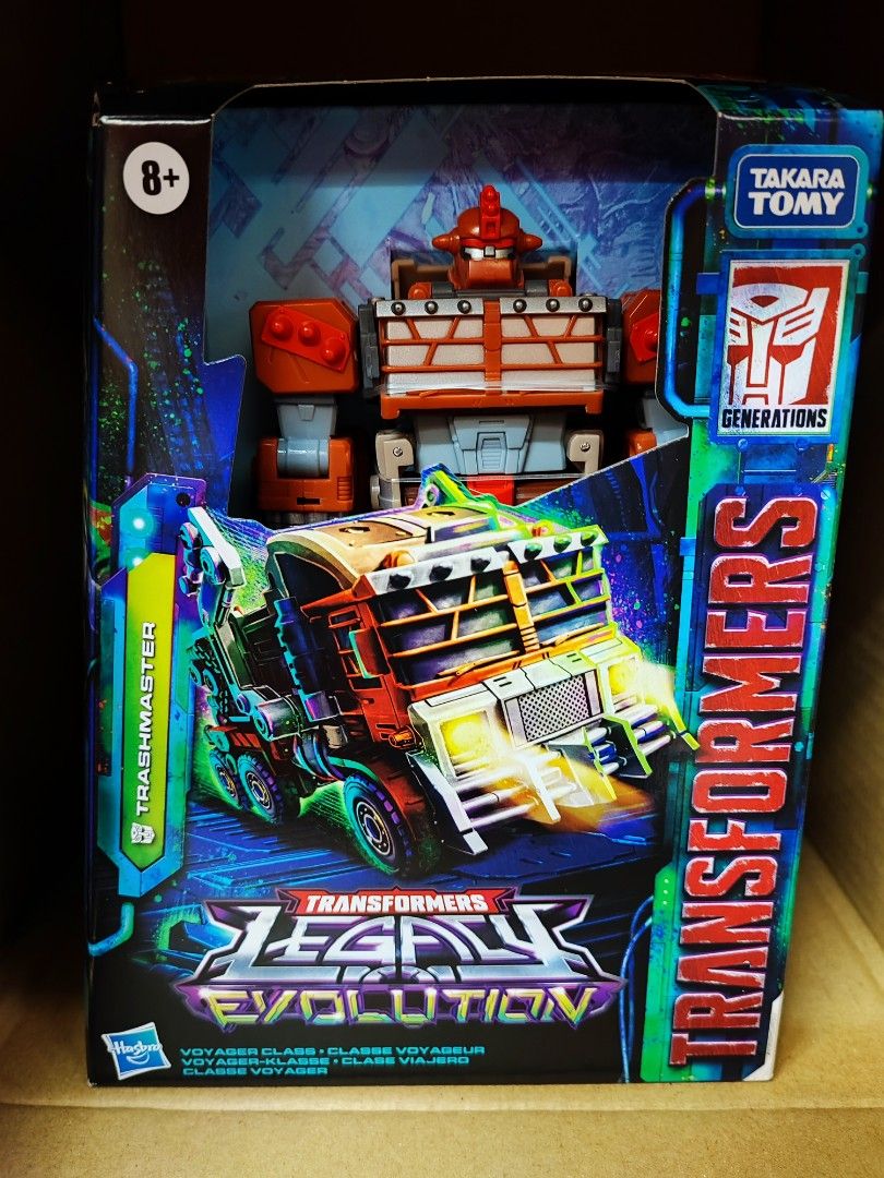 TRANSFORMERS LEGACY TRASHMASTER, 興趣及遊戲, 玩具 & 遊戲類 - Carousell