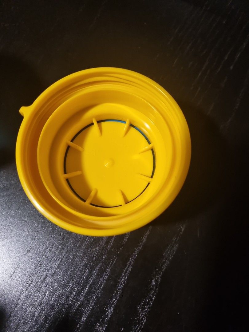 Tupperware sippy cup, Babies & Kids, Nursing & Feeding, Weaning ...