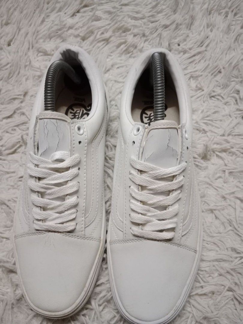 VANS OLD SKOOL PURE WHITE on Carousell
