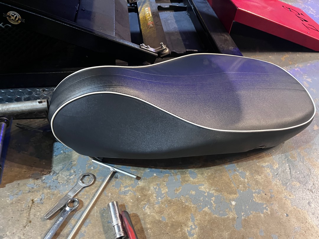 Vespa sprint stock seat., Motorcycles, Motorcycle Accessories on Carousell