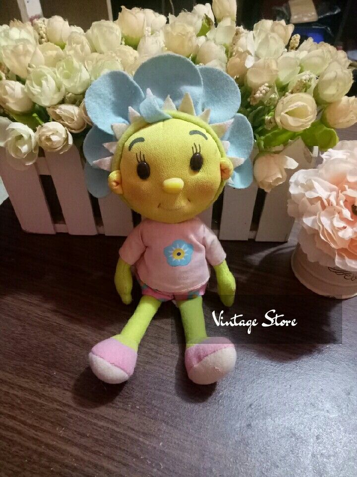 Vintage Doll Fifi and the Flowertots, Toys & Collectibles, Mainan di ...