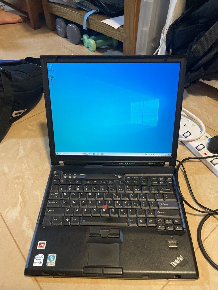 [VINTAGE LAPTOP] Lenovo T60, Computers & Tech, Laptops & Notebooks on Carousell