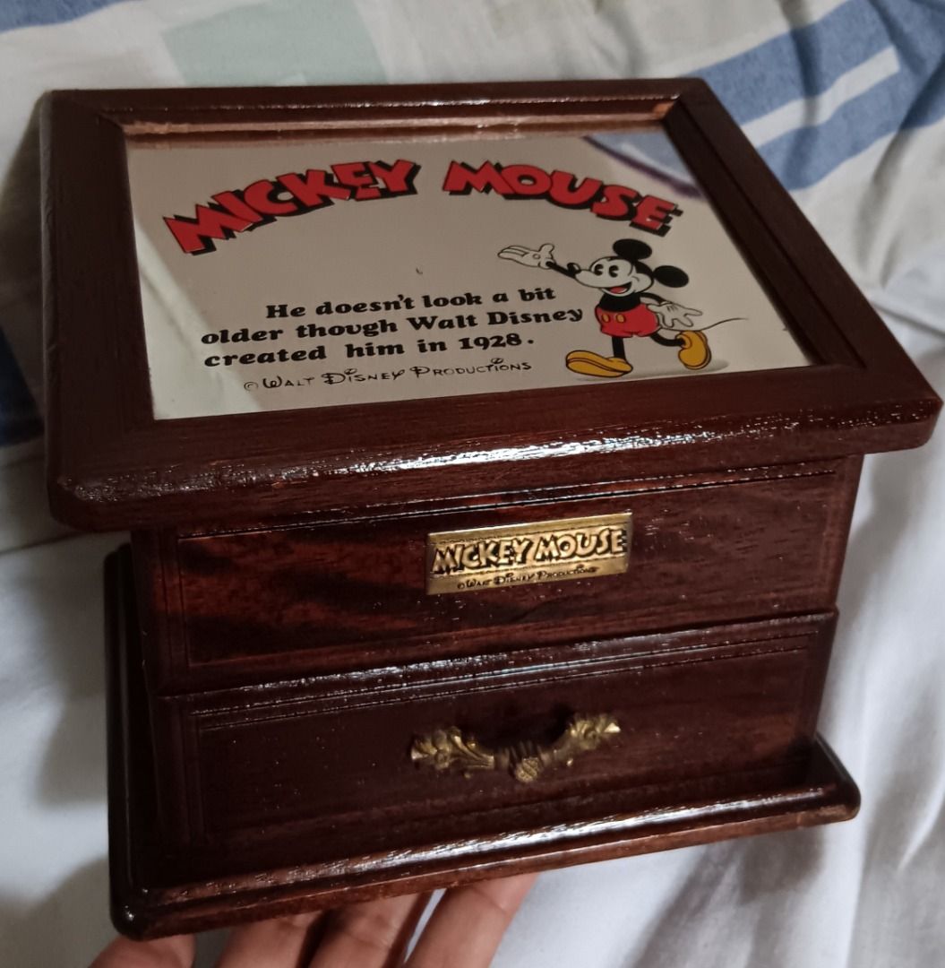 VINTAGE MICKEY MOUSE JEWELRY BOX WITH MUSICAL on Carousell