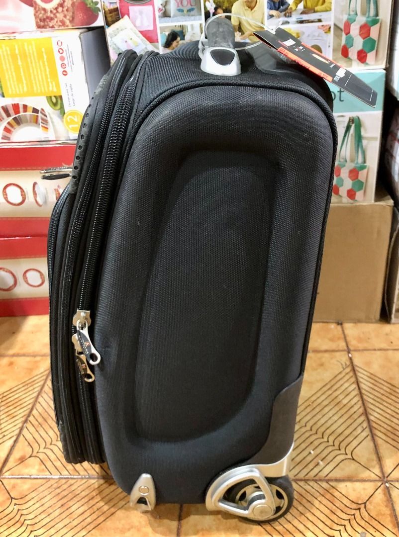 Voyager Luggage 2 Wheel New on Carousell