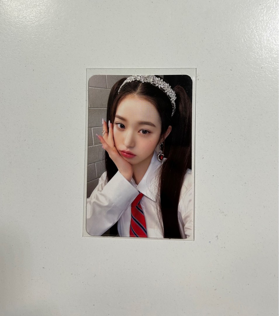 [pending] wts ive wonyoung love dive ver. 1 pc, Hobbies & Toys, Memorabilia & Collectibles, K ...