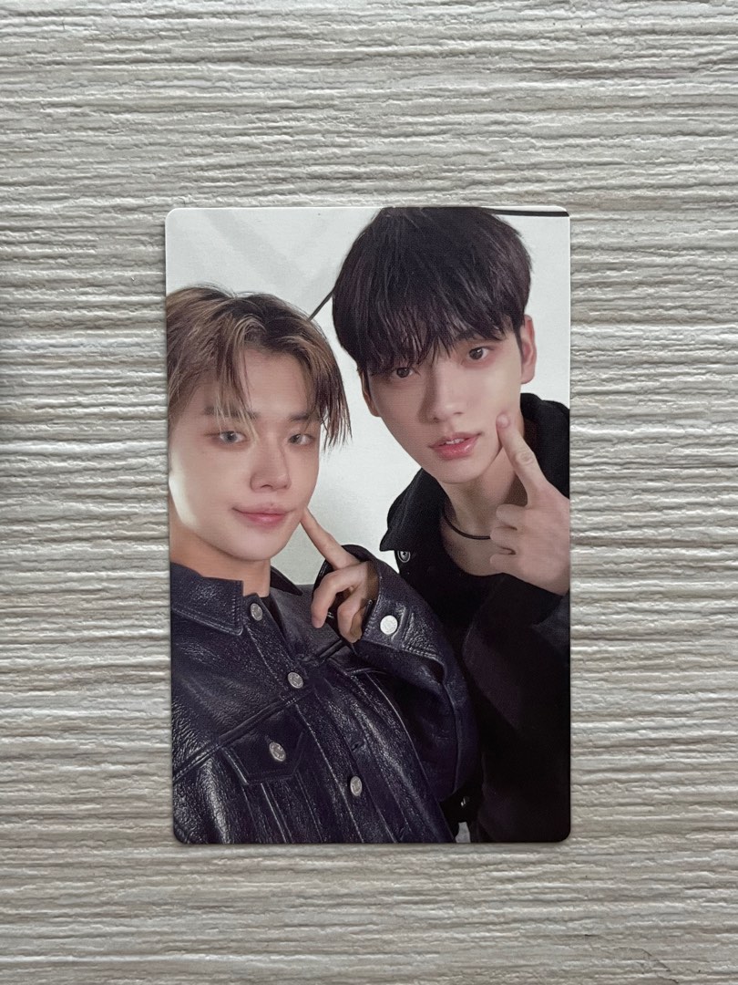 wts/lfb txt yeonbin unit gbgb japan pc, Hobbies & Toys, Memorabilia ...