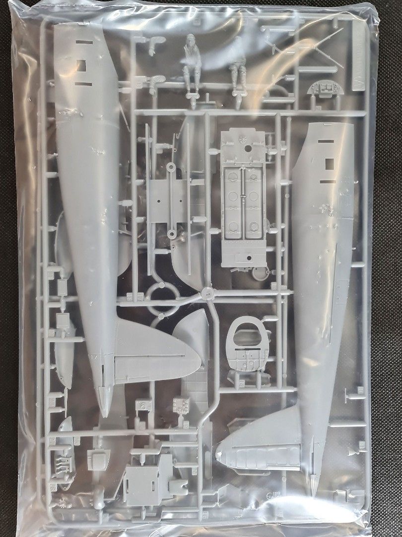 1/48 #61066 Tamiya Royal Air Force (RAF) DeHavilland Mosquito B. Mk. IV ...