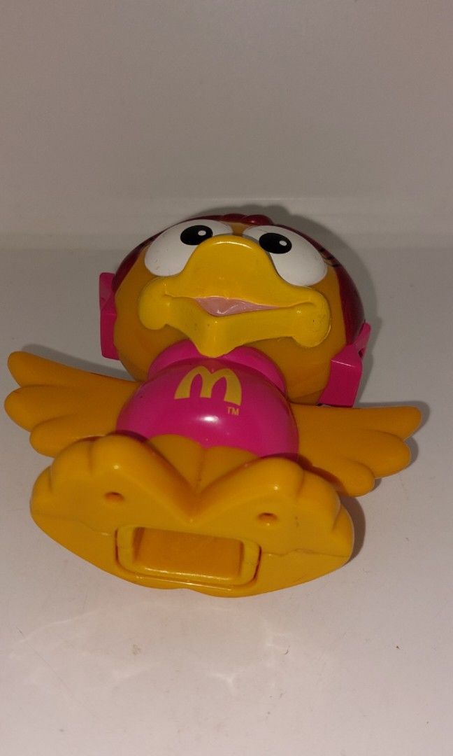 2004 Mcdonald's Birdie Collectible Toy Figure Mcdo Collection, Hobbies ...