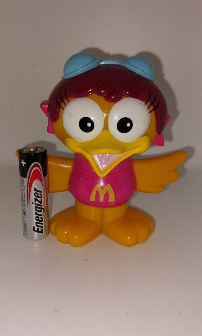 2004 Mcdonald's Birdie Collectible Toy Figure Mcdo Collection, Hobbies ...