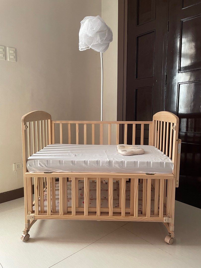 4in1 Rocking Wooden Crib with wheels and mosquito net, Babies & Kids ...