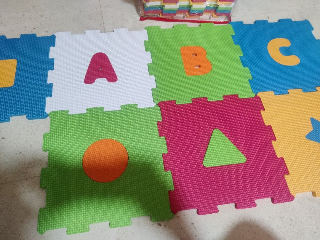 ABC blocks playmat, Babies & Kids, Infant Playtime on Carousell