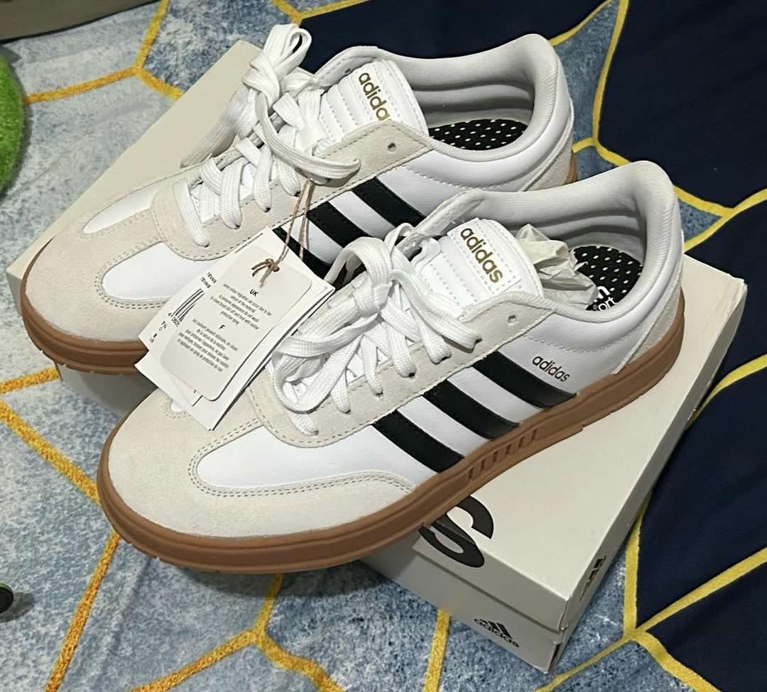 Adidas Gradas, Women's Fashion, Footwear, Sneakers on Carousell