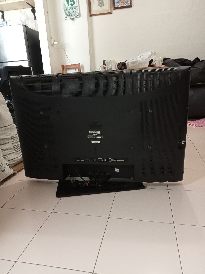 AKIRA TV, TV & Home Appliances, TV & Entertainment, TV on Carousell