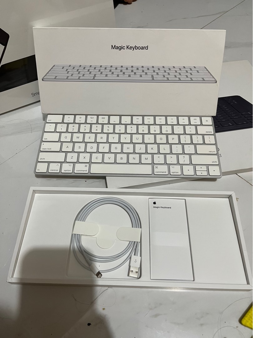 Apple Magic Keyboard (US English), Computers & Tech, Parts ...
