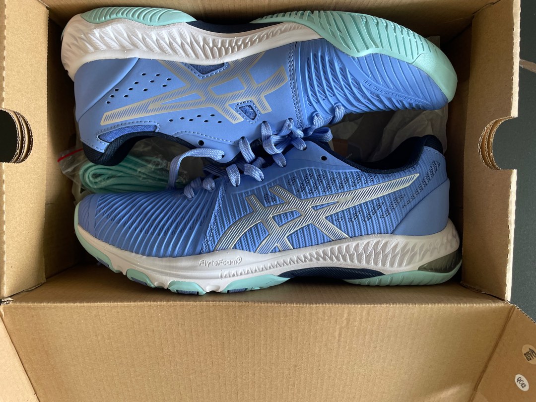 ASICS Netburner FF 2 netball shoes US8.5, Women's Fashion, Footwear ...