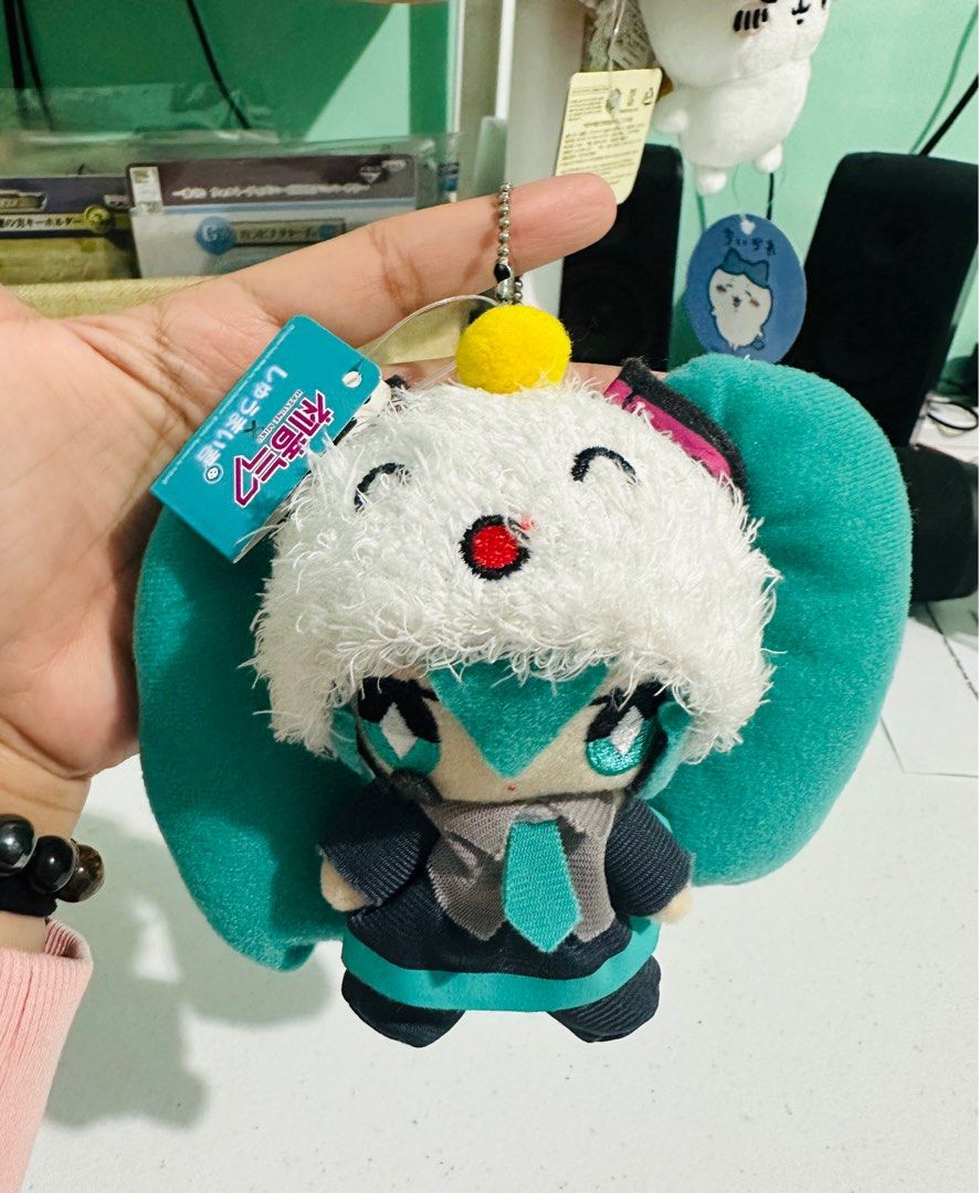 Authentic Taito Hatsune Miku Shumai Keychain Mascot Plush, Hobbies ...