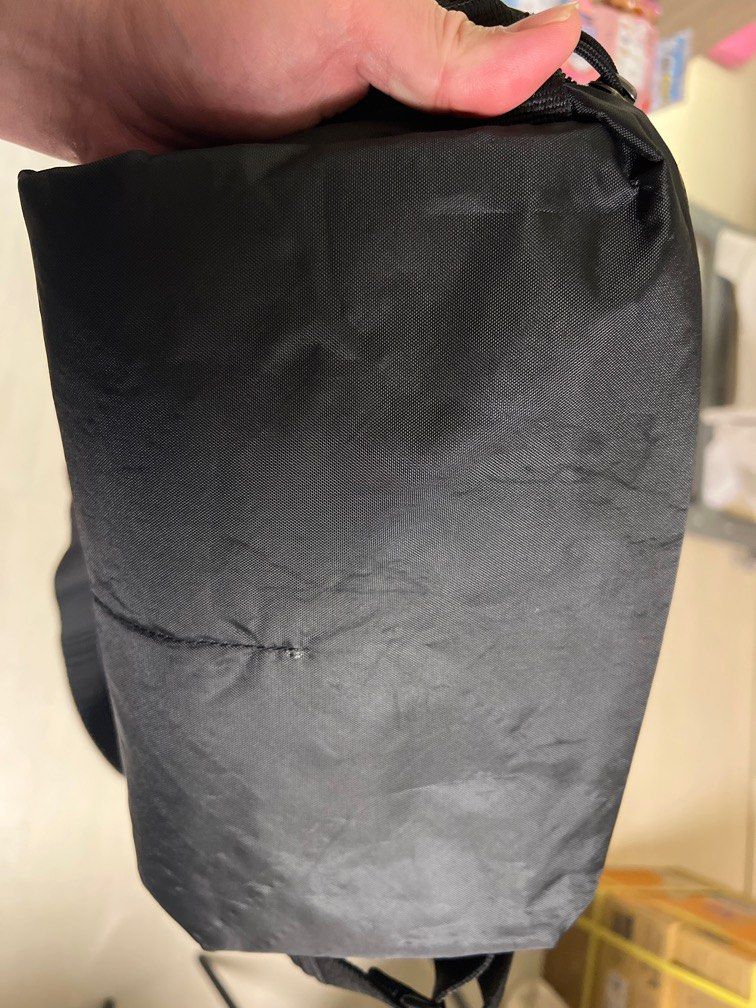 Bellroy Ecopak 6L Sling, Men's Fashion, Bags, Sling Bags on Carousell