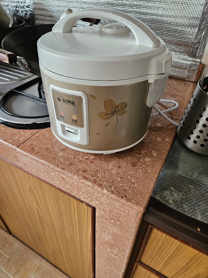 Blender, hot water flask, ice box,rice Cooker, TV & Home Appliances ...