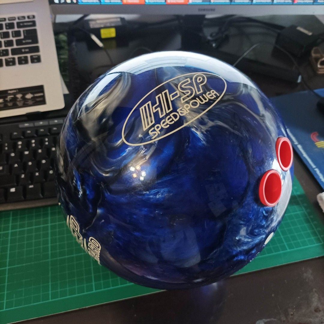 Bowling Ball (reactive), Sports Equipment, Sports & Games, Billiards ...