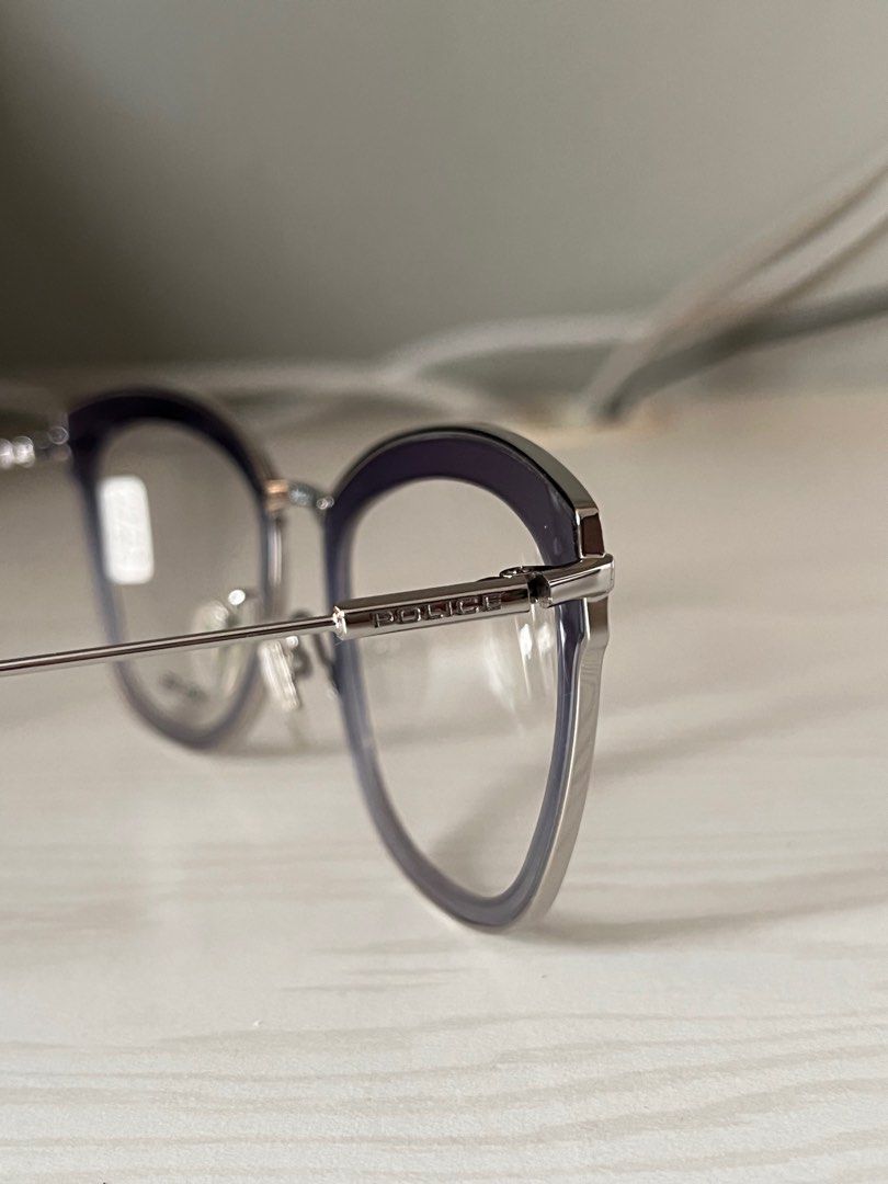 Brand New Neo-Vintage Police Frames, Men's Fashion, Watches ...