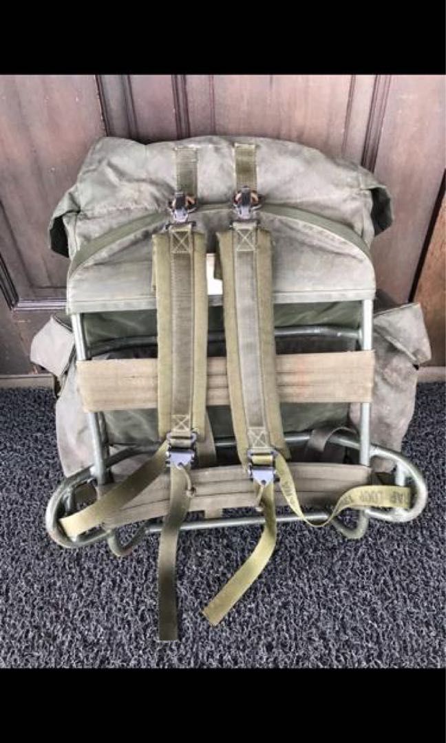 British Army SAS Bergen dated 1986, Hobbies & Toys, Collectibles ...