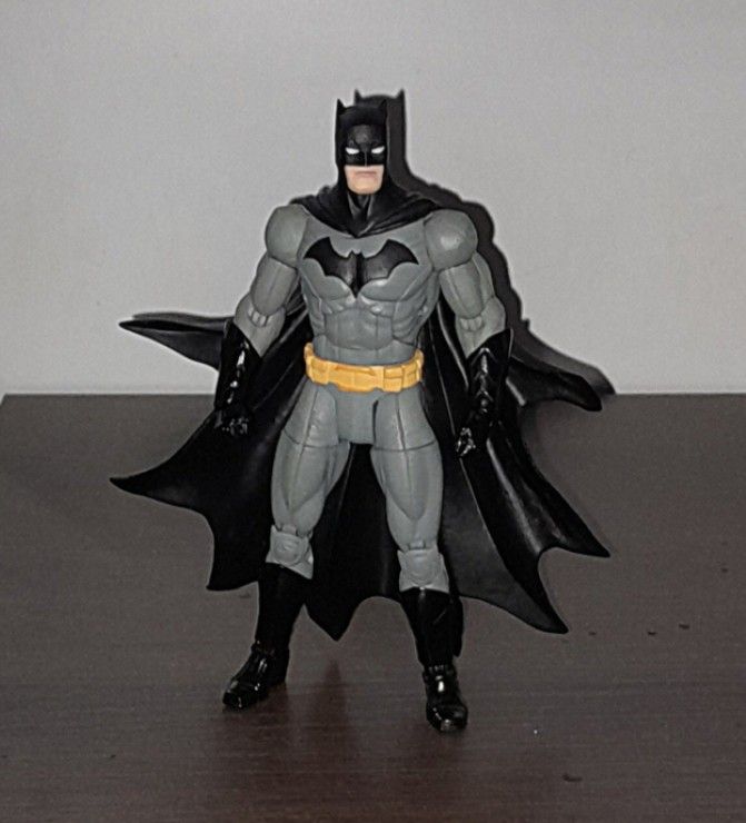 DC Collectibles New 52 Batman Action Figure, Hobbies & Toys, Toys ...
