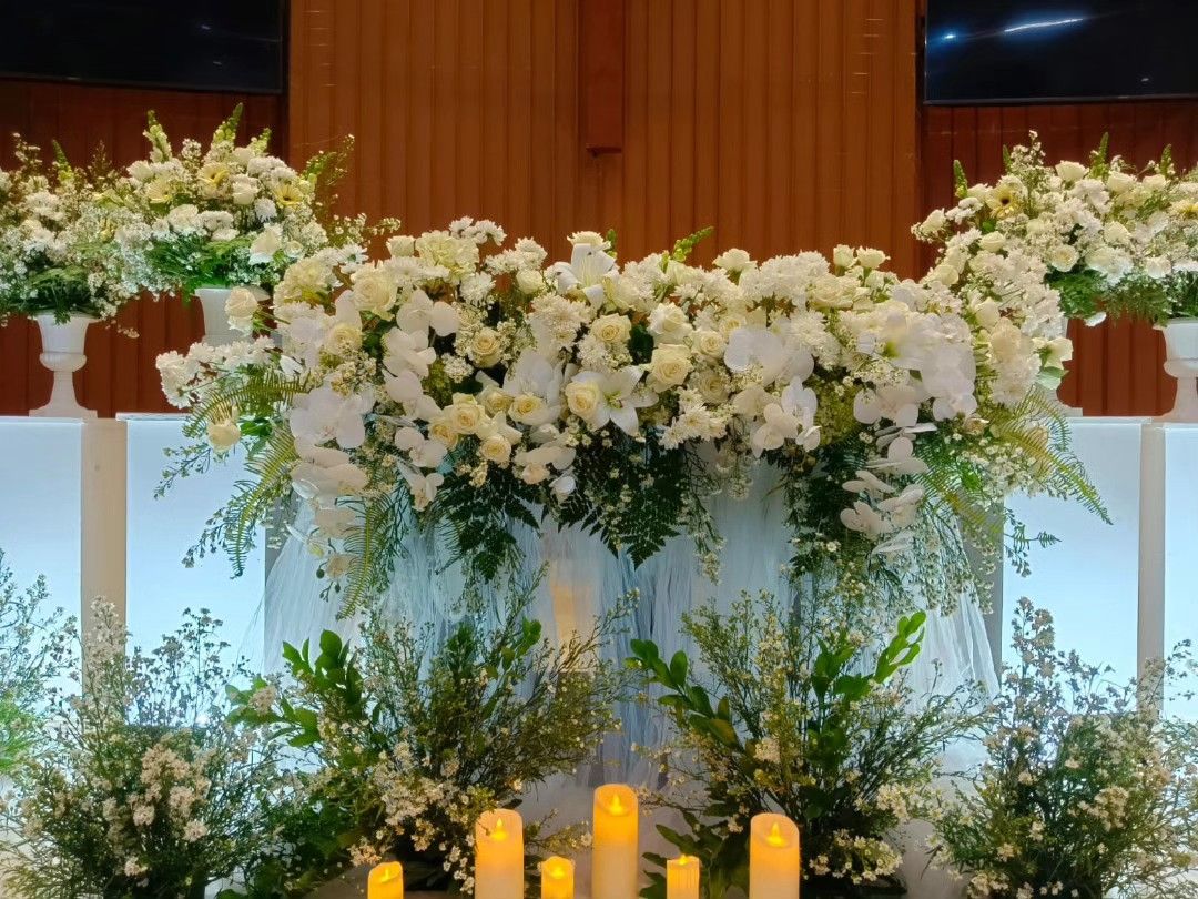 Dekorasi pemberkatan bunga hidup, Jasa, Lainnya di Carousell