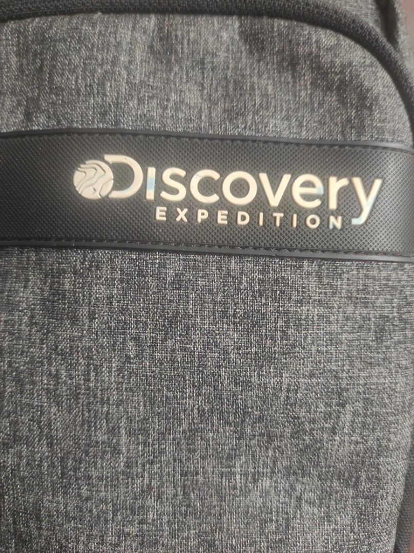 DISCOVERY EXPEDITION Tas crossbody, Fesyen Pria, Tas & Dompet , Tas ...