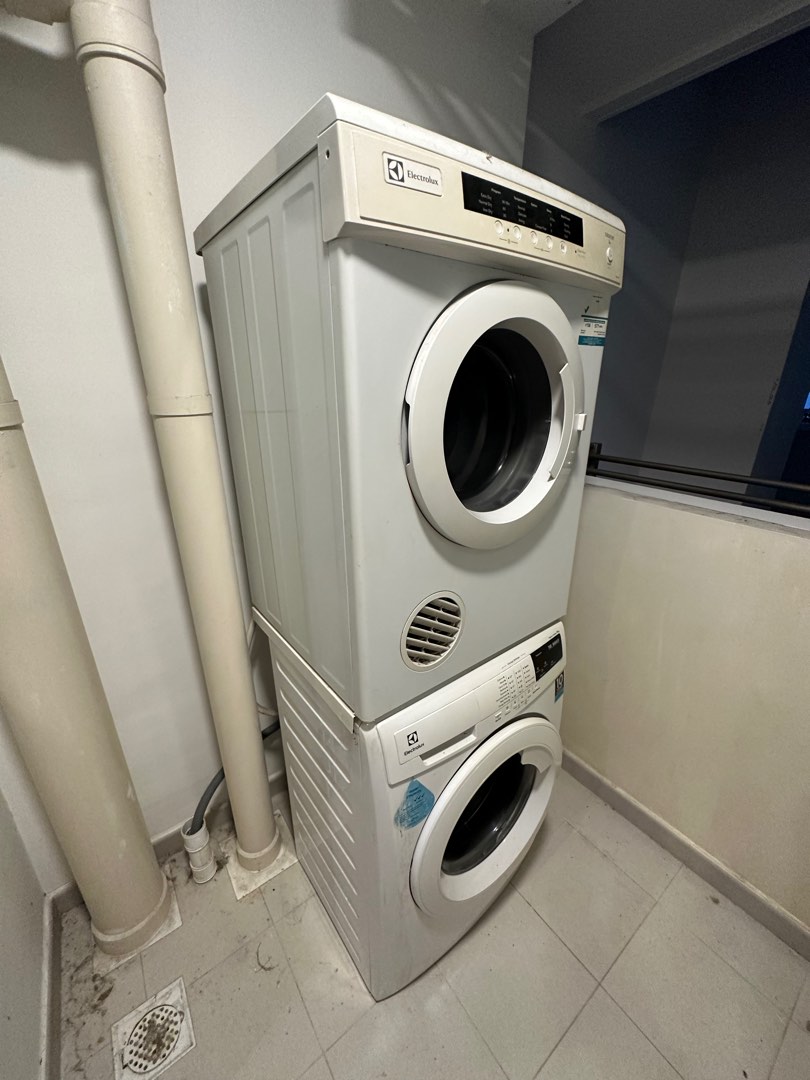 Electrolux Dryer 6kg EDV6051 & Electrolux EWF10843 8Kg Front Loading ...