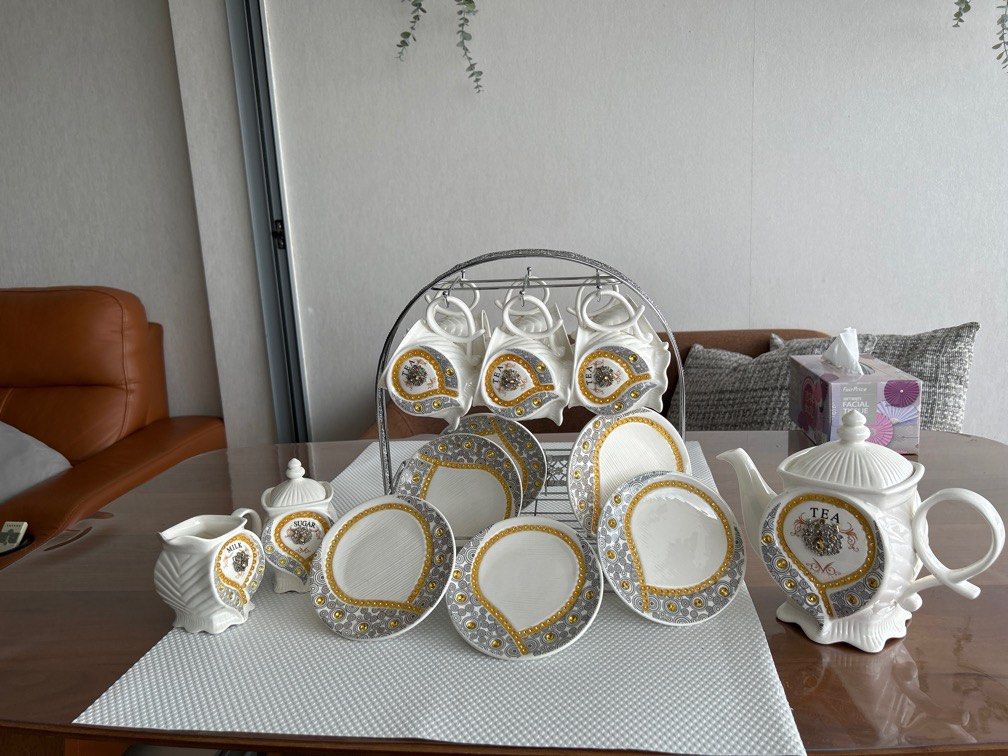 18 pcs for European design table tea complete set, Furniture & Home ...
