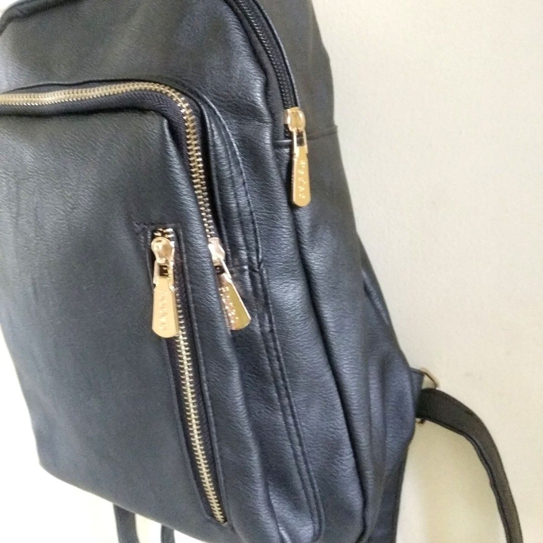 FLADEO BAG, Fesyen Wanita, Tas & Dompet di Carousell