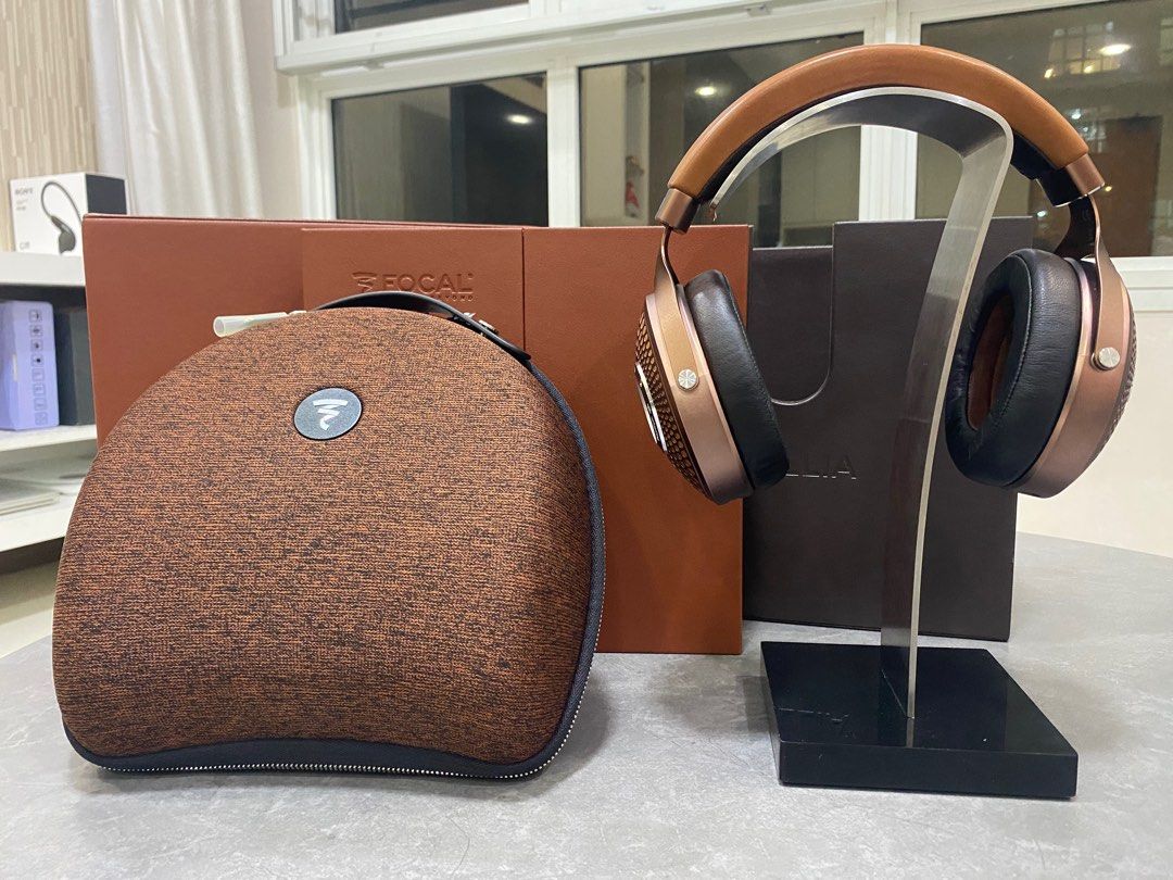 Focal stellia - updated (with Focal stand), Audio, Headphones ...